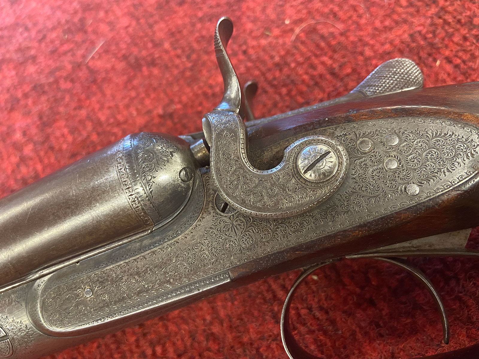 Featuring Ellis & Wilkinson's patent forend